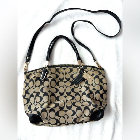 Coach | Bags | Coach Signature Bag Monogram Leather Canvas Medium ...